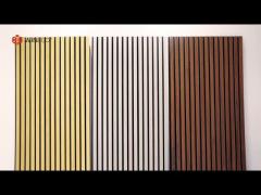 Decoratieve en functionele houten akustische panelen van slaten voor restaurantversiering