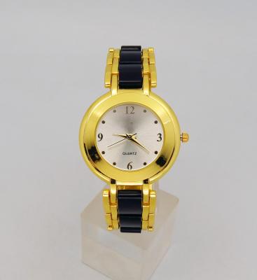 Cina L'orologio di signora braccialetto a catena, donne sottili eccellenti del quarzo guarda 3ATM impermeabile in vendita