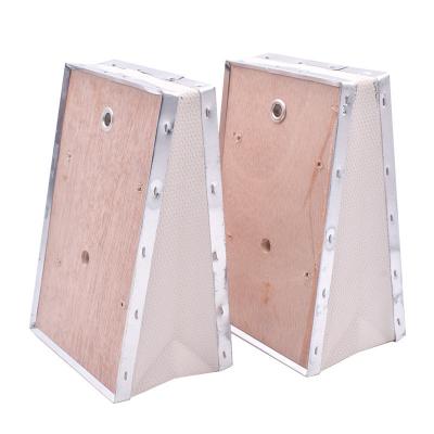 Cina Bee Hive Beekeeping Tools Wooden Bee Keeping Smoker Blast Board Accessories in vendita