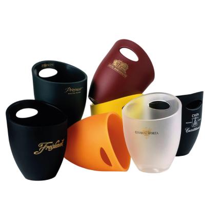 Cina Secchiello del ghiaccio di plastica nero trasparente di Antivari Butler Wine Chiller Bucket PS in vendita