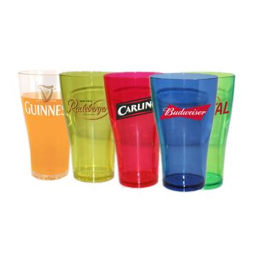 Cina Vetri infrangibili nucleati della pinta del policarbonato di Tulip Plastic Beer Glasses 560ml in vendita