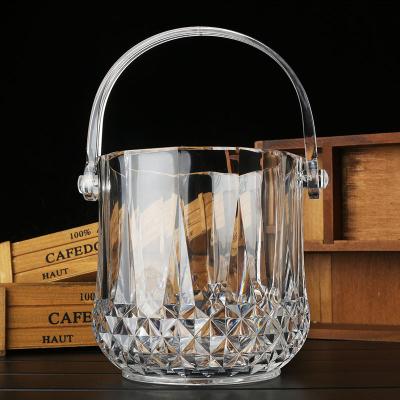 Cina Household Acrylic Champagne Ice Bucket Bar Transparent Diamond Shape Silver Handle in vendita