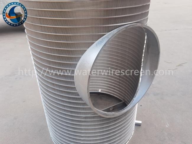 End view of SS Internal Axial Wire Wedge Wire Screen Pipe showing flange connection
