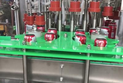 Cina L'alluminio di AISI 316L 250ml può macchina di rifornimento con gli ugelli isobarici del riempitore in vendita