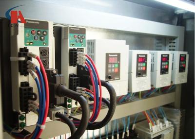 Cina Metodo d'etichettatura della piccola della bottiglia dell'etichetta manica unica dell'impacchettatrice controllo automatico in vendita