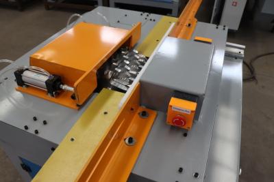 China Wood pallet groove stringers notcher/ Pallet notcher Machine -single slot for sale