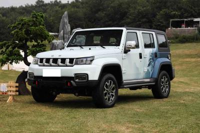 Cina BJ40 Model 2.0T Automatic 4 Door 5 Seat Compact SUV Gasoline Vehicle 8 Speed in vendita