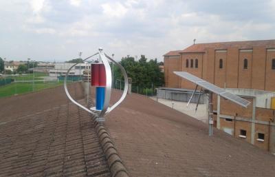 Китай Профессиональная малая вертикальная ветрянка Maglev ветротурбины оси с 3 лезвиями продается