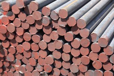 Chine Barres rondes en acier au carbone à haute ténacité de 20 mm laminées à chaud A53 A179 A106 avec acier à découpe libre de production professionnelle à vendre