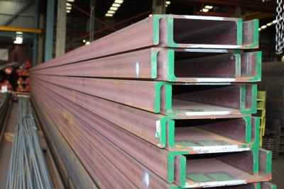 Chine C/U Canal Q235B SS400 Q345B Matériaux de canal A36 Faisceaux H noirs Acier Acier carbone Acier H / I / U Forme Faisceau de fer facturation par poids réel à vendre