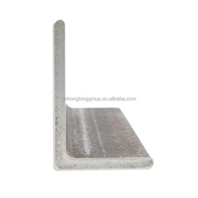 Chine Structure d'ingénierie ASTM A36 SS400 S235JR S345JR Profil d'acier à angle d'acier d'ange de carbone égal ou inégal à vendre