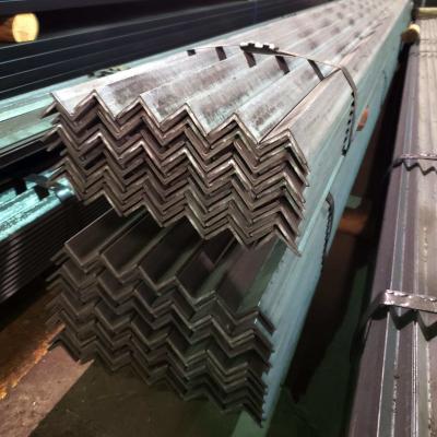 Chine Q235b 60x60x5 Barre d'acier galvanisée à angle chaud Barre d'acier galvanisée à angle égal Fer à vendre