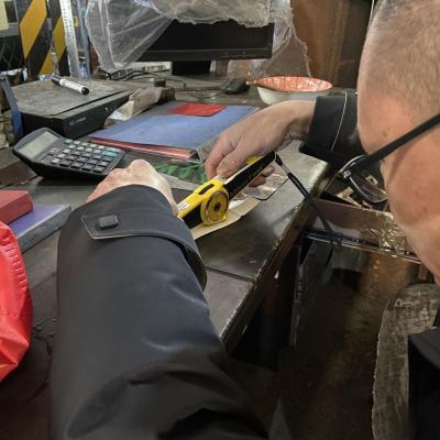 중국 ppgi 목재 ppgi 색상 코팅 corrugated 강철 코일 s350gd s550gd s220gd ppgi 전면 페인트 판매용
