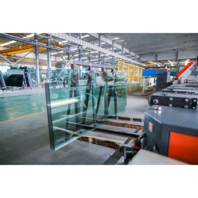 Chine 10 Canopy de verre trempé de 12 mm avec norme GB15763.2-2005 et 5 ans de service après-vente à vendre