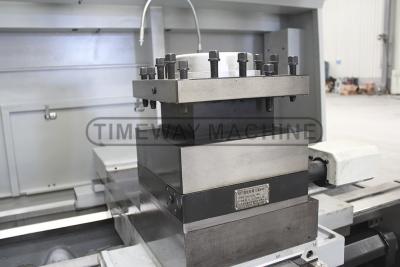 Κίνα 4 σταθμούς εργαλείων QK-300F CNC πετρελαϊκό πετρέλαιο χωριό γύρισμα τέλειο για στροφή σωλήνα νήμα προς πώληση