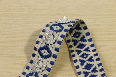Cina Nastro 25mm Multiusage della tessitura del cotone del jacquard con la direzione del cristallo di rocca in vendita