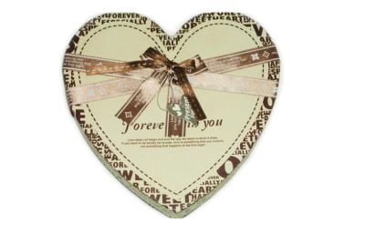 Cina il regalo CMYK del cioccolato di eco/cuore di PMS ha modellato la scatola di carta patinata/cartone rigido, OEM in vendita