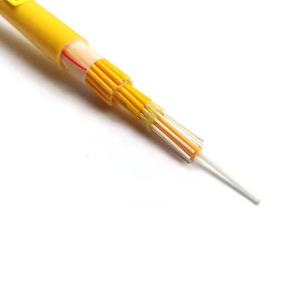 Cina Cavo flessibile di fibra ottica della fibra del centro OM1 OM2 OM3 del cavo dell'interno GJBFJH 2-96 in vendita