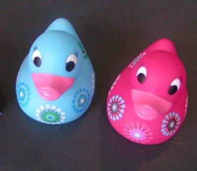 Cina Il cuscinetto molle che dipinge la mini gomma Ducks la doccia di bambino con la lunghezza della pittura/10cm del fiore in vendita