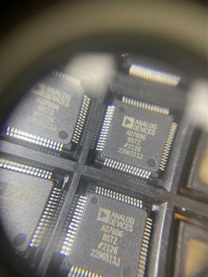 Cina AD7606BSTZ LQFP64 SMDIntegrated gira intorno al regolatore Microcontrol di MCU in vendita