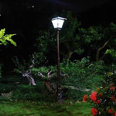Cina Lampada decorativa all'aperto 5W del prato inglese della luce solare di alluminio del paesaggio per il parco in vendita