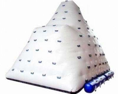 중국 아이 플라토 0.9mm PVC 팽창식 물 빙산을 위한 다채로운 팽창식 물 장난감 판매용