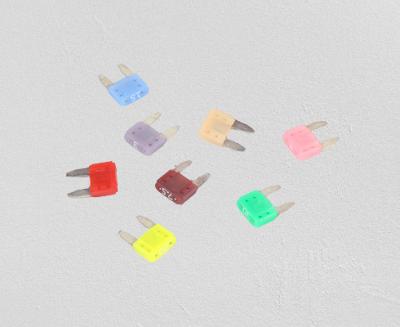 China Weersta het Acteren40a Huidige Classificatie van Capaciteitsmini blade car fuses fast Te koop