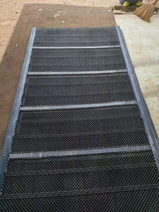 rubber self cleaning vibrating screen mesh
