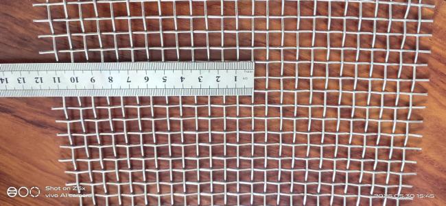 crimped wire mesh
