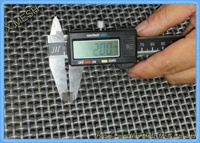 Chine Diamètre carré de fil de trou carré de maille d'écran minier d'extraction de haute résistance à la vapeur avec des crochets à vendre