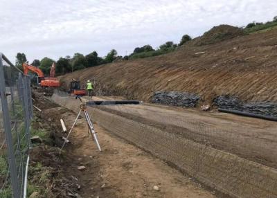 Cina Cavo saldato resistente alla corrosione Mesh Gabion Basket in vendita