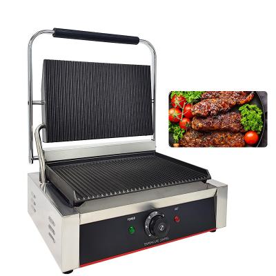 China Volledig gegroeveerde elektrische contactgrillmachine voor commerciële bovenste grill Grootte 340*230mm Te koop