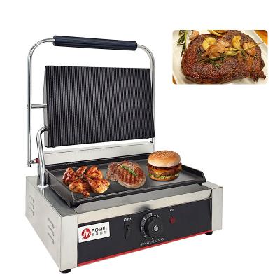 Cina Cucina Cucina Panini elettrico Sandwich Maker con griglie e piatti in ghisa in vendita