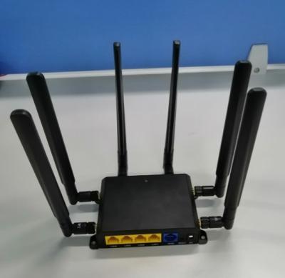 中国 12W DDR3 MT7621DA LTEの無線ルーター2.4G 4G 5G 300mbps ZBTLINK 販売のため