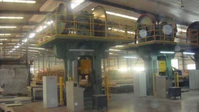 Cina Torchio a vite elettrico di J93-1000ton per gli alti refrattari di alluminio in vendita