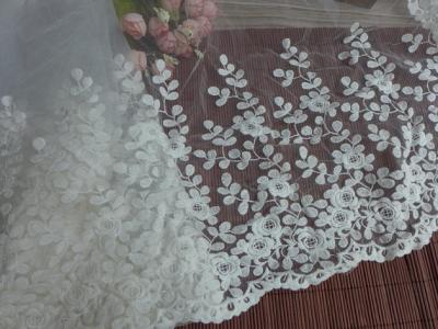 중국 포도 수확에 의하여 수를 놓는 꽃 나일론 레이스 손질, 29cm 폭 꽃 나일론 메시 손질 판매용