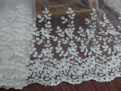 중국 포도 수확에 의하여 수를 놓는 꽃 나일론 레이스 손질, 29cm 폭 꽃 나일론 메시 손질 판매용