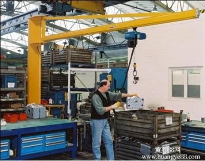 Cina L'industria ha riparato la colonna/gru a braccio girevole elettrica indipendente con di bassa potenza in vendita