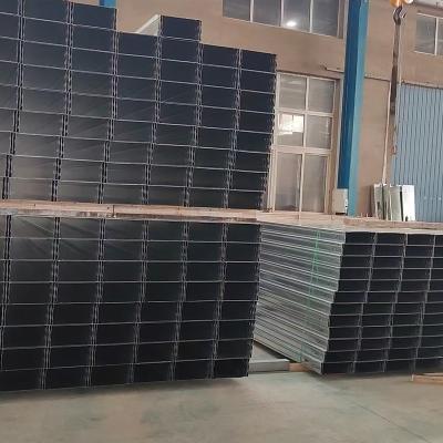 중국 내구성 벽에 장착 된 케이블 트레이 100mm 3m 길이 화재 저항성 판매용