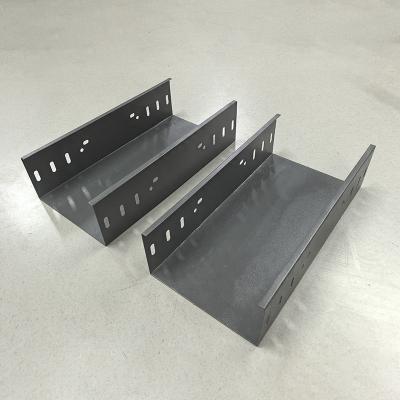 중국 철강 슬로트 케이블 트레이 장착 브래킷 포함 외부 케이블 지원 트레이에 적합 판매용