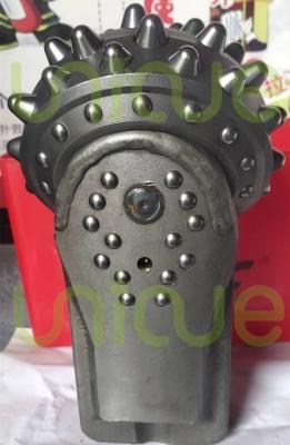 中国 Welded Single Roller ISO9001 IADC 637 Auger Bit Teeth For Hard Rock 販売のため