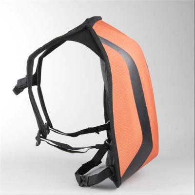 Chine Grande capacité imperméable de sac à dos de sac de casque de Shell d'EVA pour l'équitation d'Outsport à vendre