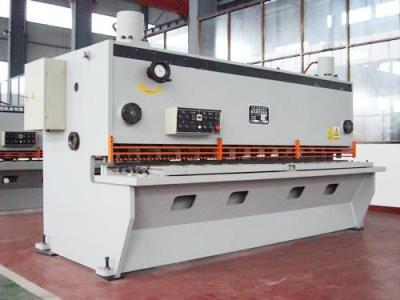 China Máquina de corte automática interior del CNC aduana interior de 8 x 2500 milímetros en venta