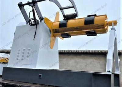Cina macchina d'acciaio di Uncoiler Decoiler quattro di armi idrauliche di 10T per le bobine del metallo in vendita