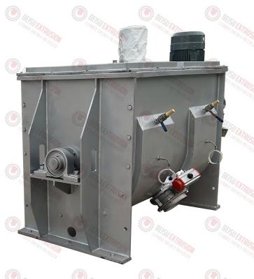 Chine SHL-2500 Plastic Industry Horizontal Cooling Mixing Machine For Powder And Granules à vendre