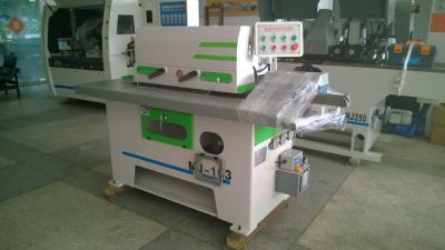 Cina lo strappo verticale della macchina laterale del modellatore 4 di 360mm ha visto la macchina con il dispositivo di protezione in vendita