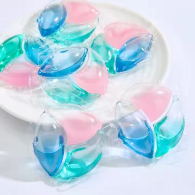 Chine Des capsules de détergent pour les vêtements 5 en 1 Capsules de détergent pour les vêtements à vendre