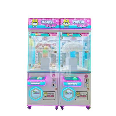 China Newest Coin-Operated Prize Machine Stickers Small Toys Vending Arcade Game Fun Magic Clip Vending Machines for sale