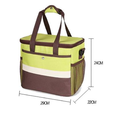 Chine Les divers styles ont isolé la taille du matériel 29x22x24 cm d'Oxford de sacs de refroidisseur à vendre