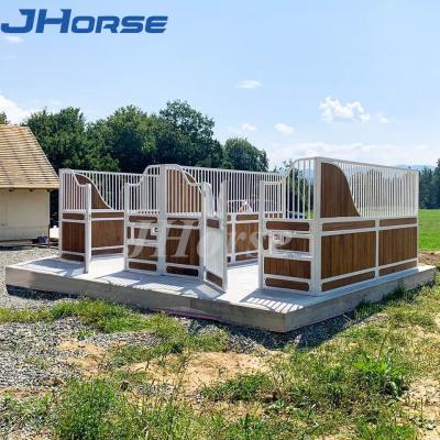 Chine La stalle extérieure de lavage de cheval de Q235 14ft affronte avec le boom facultatif de tuyau de salle de toilette à vendre